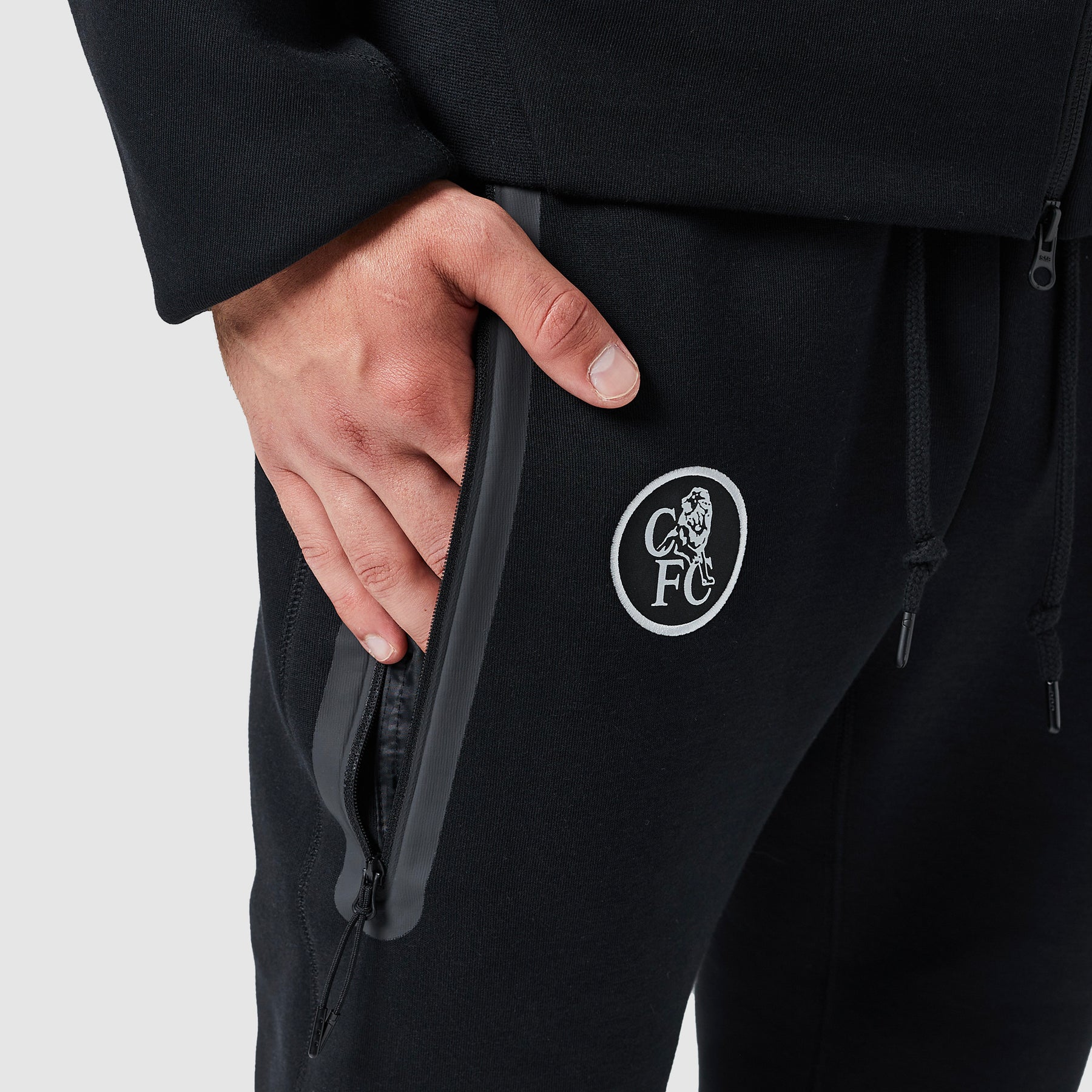 Nike Chelsea 25/26 Tech Fleece Third Joggers - Black/Field Silver ...