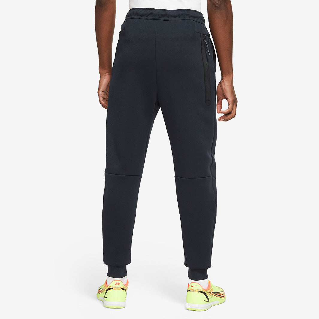 Nike Chelsea 23/24 NSW Tech Fleece Joggers - Pitch Blue/Club Gold ...